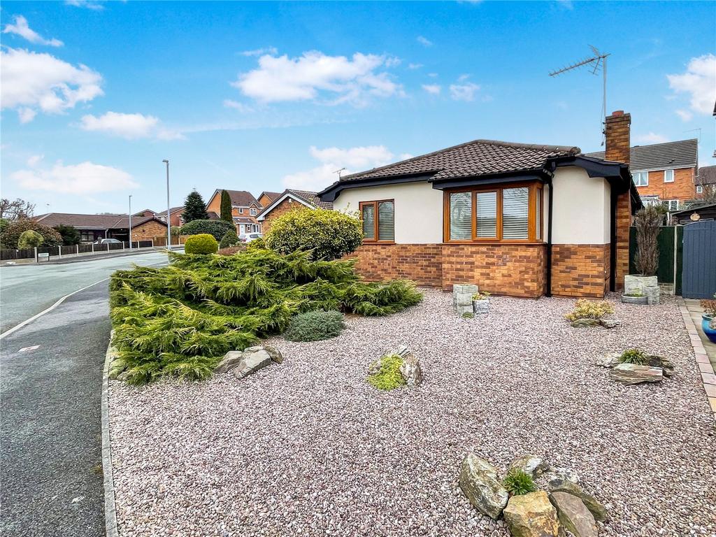 Cilcoed, Chirk, Wrexham, LL14 3 bed bungalow for sale - £289,950