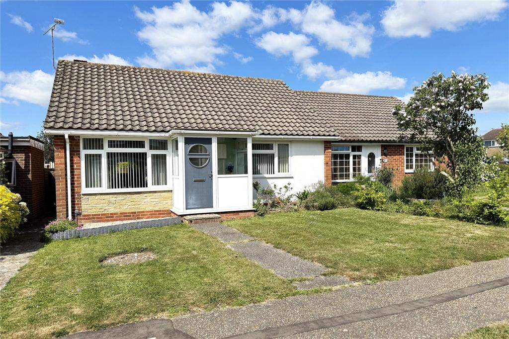 Greenacres Ring, Angmering... 2 bed bungalow - £350,000