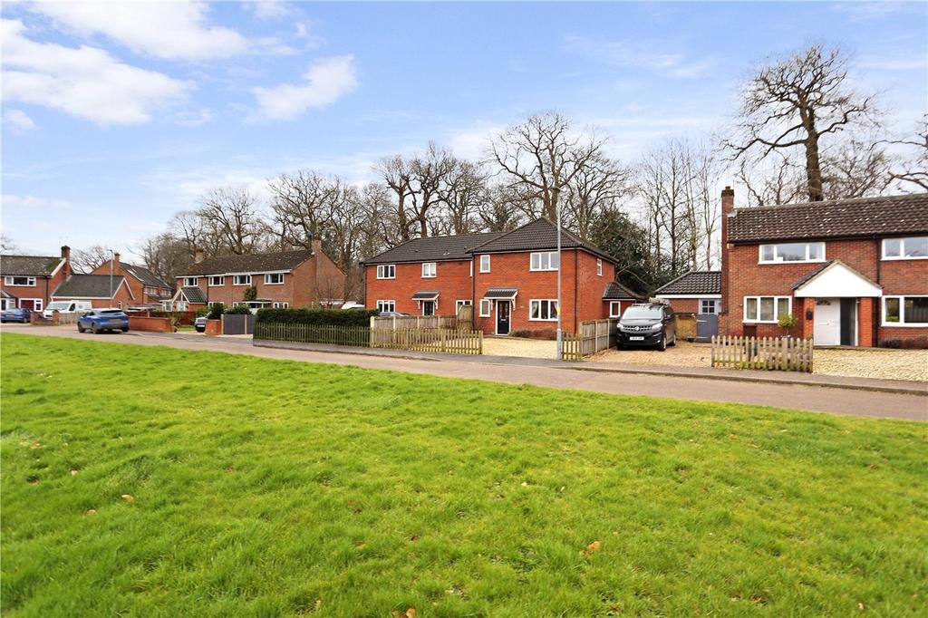 Astley Road, Little Plumstead... 3 bed semi-detached house for sale - £ ...