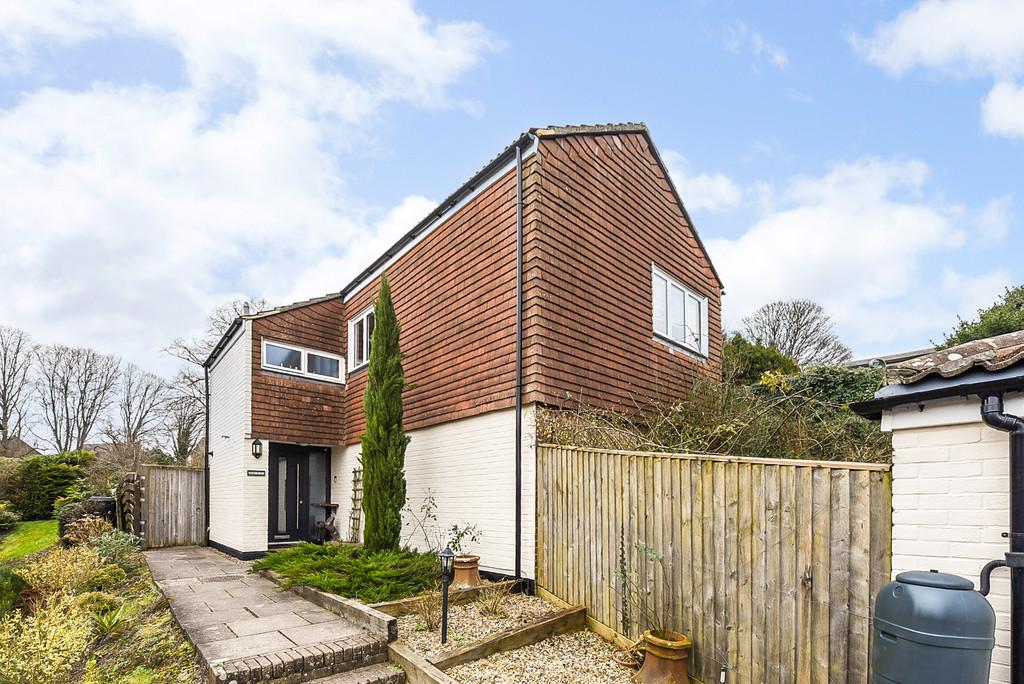 Church Lane, Petersfield GU32 3 bed detached house for sale - £649,950