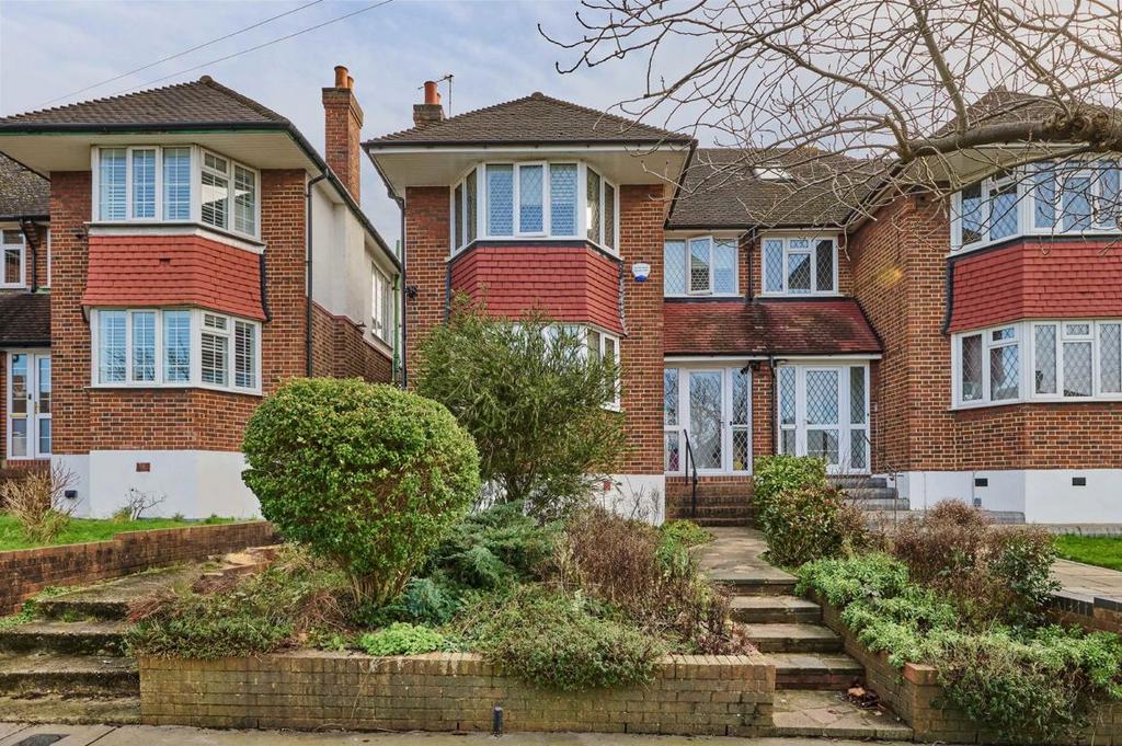 Christian Fields, London SW16 3 bed semi-detached house for sale - £850,000