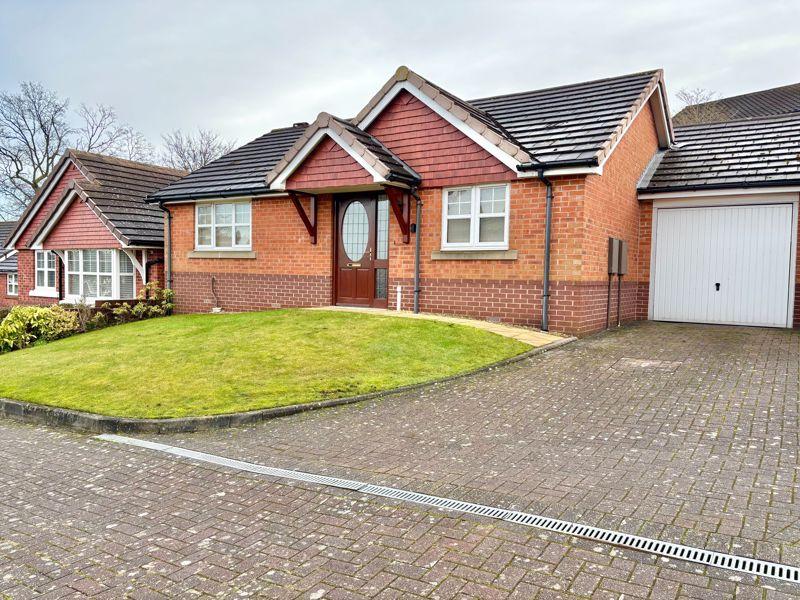Poplar Rise, Great Barr, Birmingham... 2 bed bungalow - £325,000