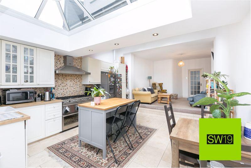 Clarendon Road, London SW19 2 bed property for sale - £625,000