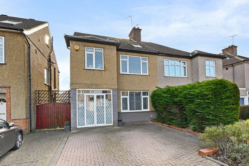 Pinner Park Avenue, Harrow 4 bed semi-detached house for sale - £750,000