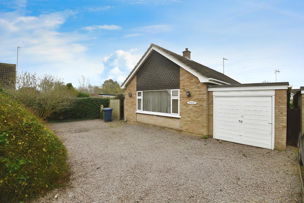Church Road, Walsoken, Wisbech... 2 bed detached bungalow for sale - £ ...