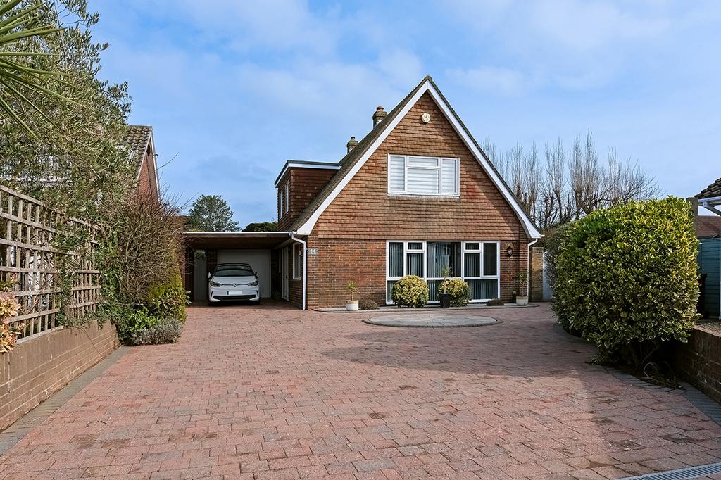 Priory Close, Aldwick Bay Estate... 4 bed detached house - £735,000
