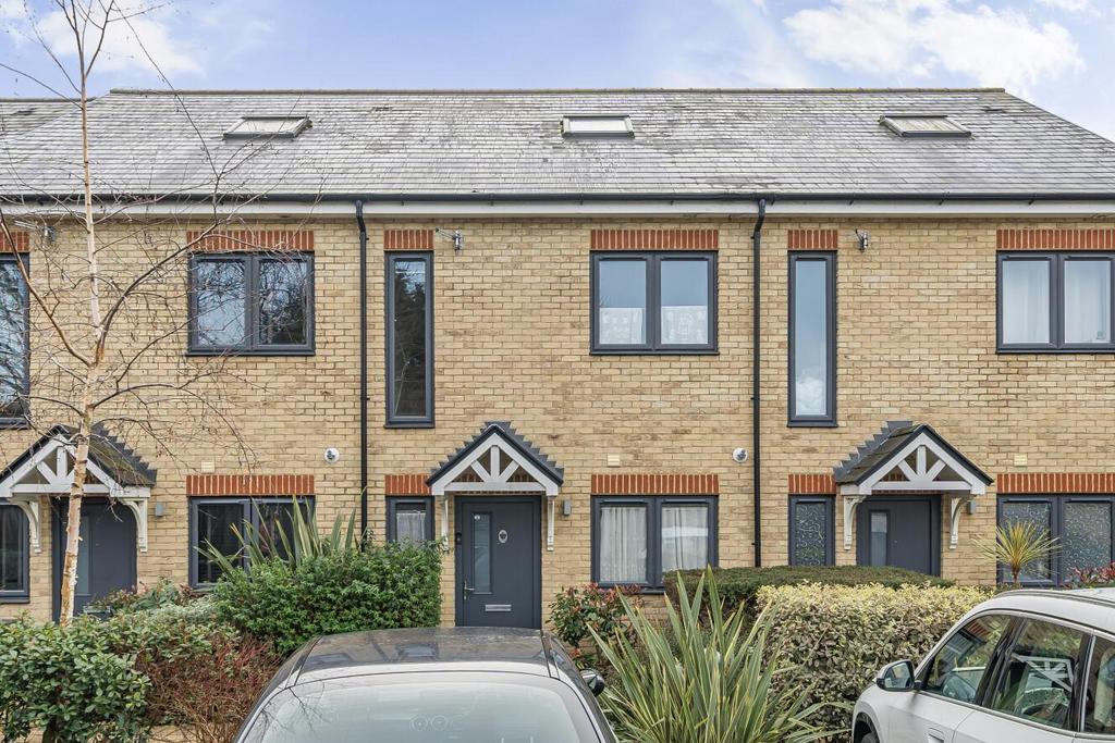 Knowland Mews, Thornton Heath... 3 bed terraced house - £550,000