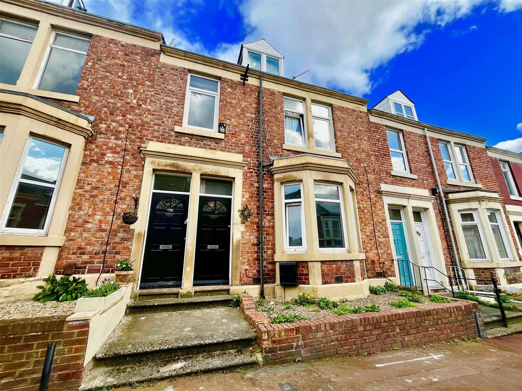 Rectory Road, Bensham, Gateshead 2 bed apartment - £650 pcm (£150 pw)