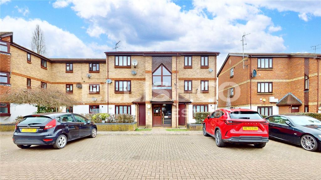 Alliance Close, Wembley, HA0 1 bed apartment - £210,000