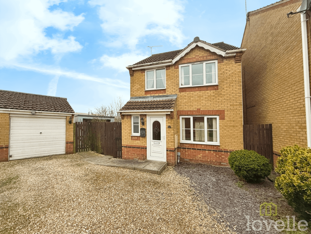 Riverside Approach, Gainsborough DN21 3 bed detached house - £170,000