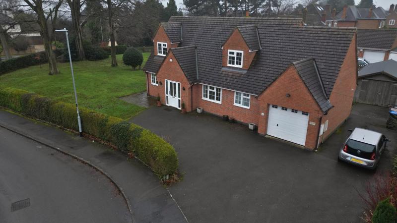 Red Hall Drive, Barwell... 5 bed detached house for sale - £525,000