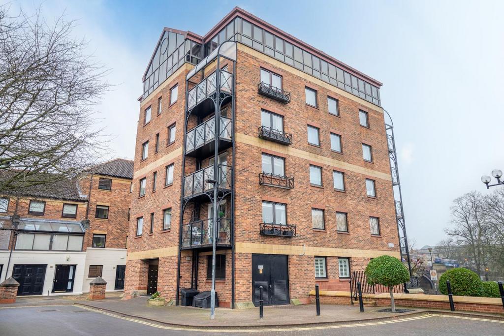 Postern Close, York 1 bed apartment for sale - £220,000