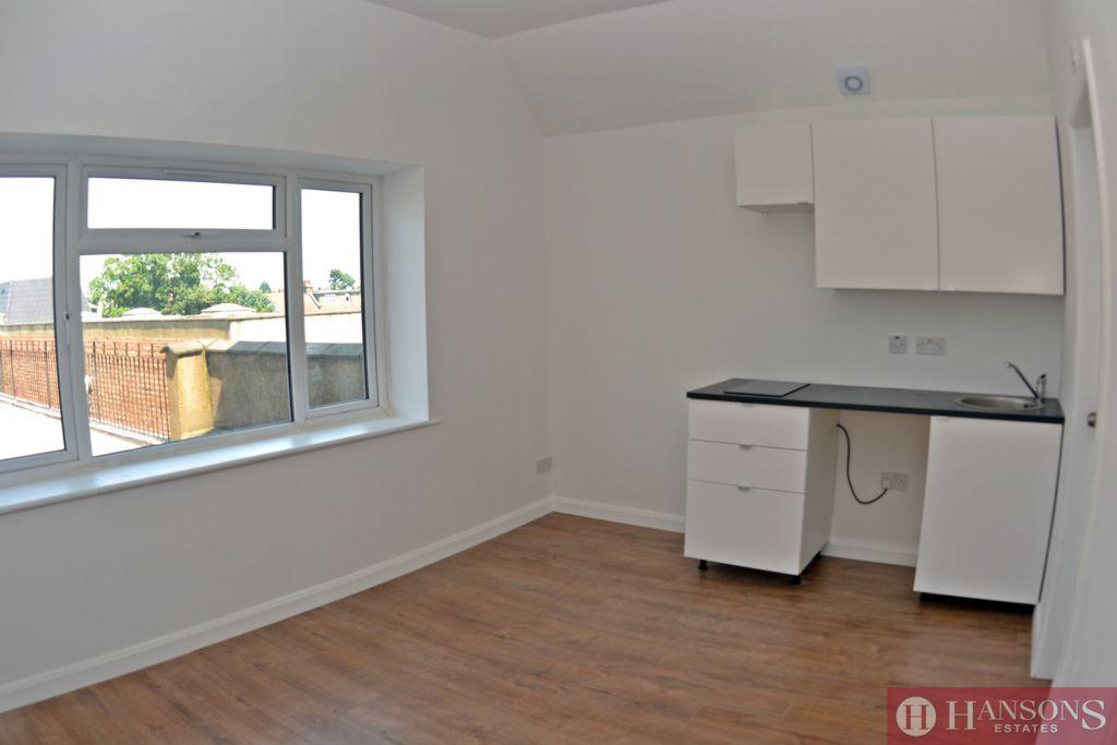 Cameron, Seven Kings, IG3 Studio - £850 pcm (£196 pw)