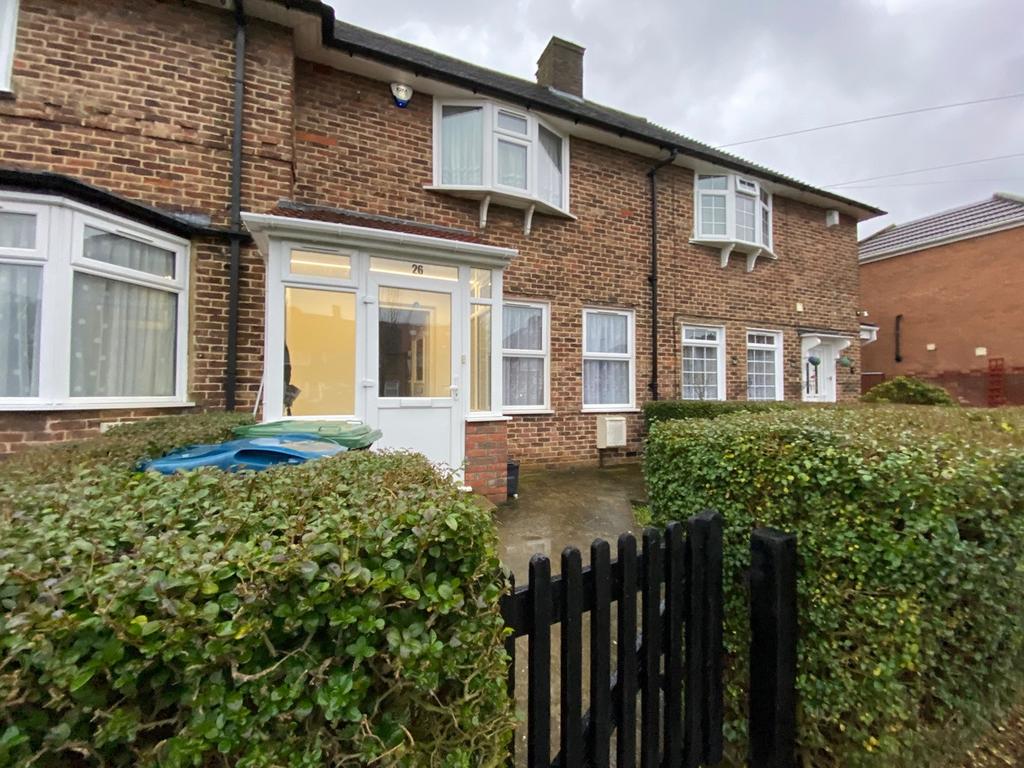 Harrow, Harrow HA3 3 bed terraced house - £2,300 pcm (£531 pw)