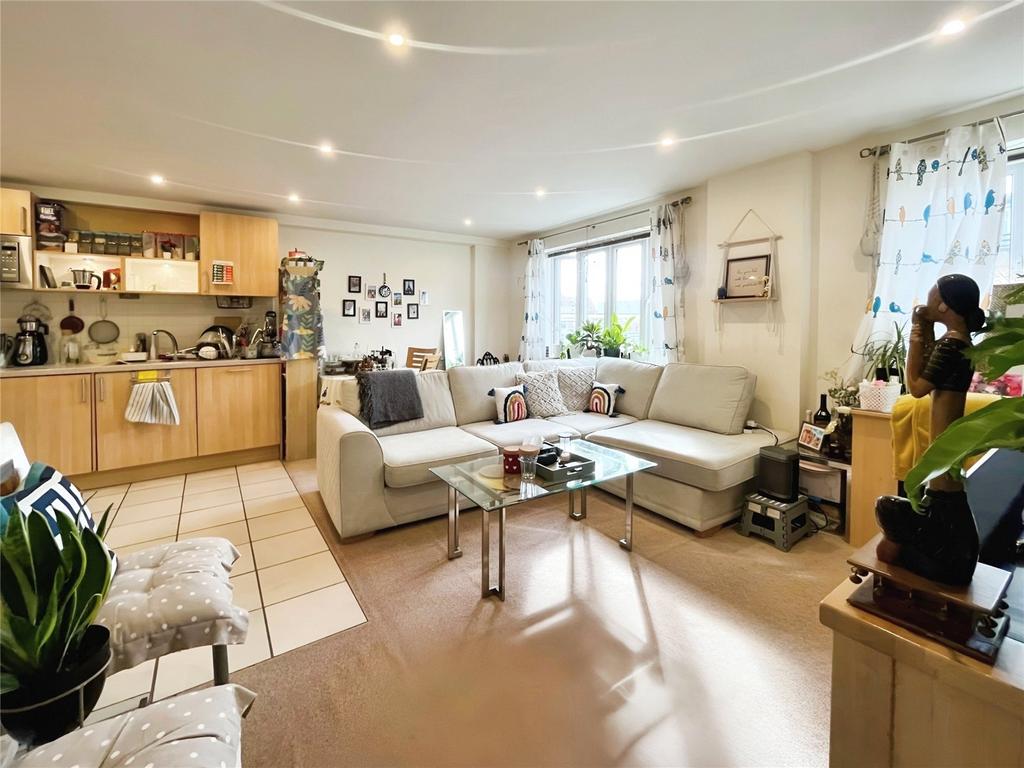 Cheapside, Reading, Berkshire 1 bed apartment for sale - £180,000
