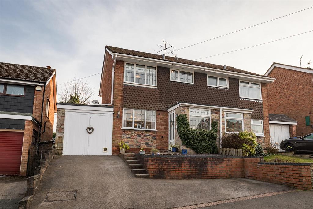 St. Edwards Road, Cheddleton, Leek 2 bed semi-detached house - £210,000