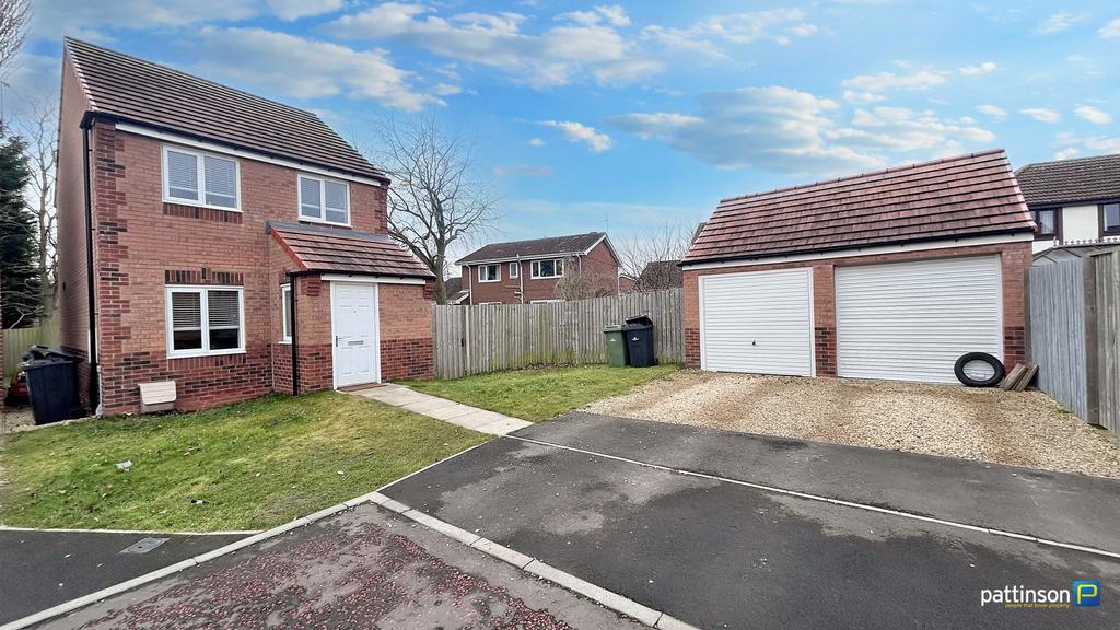 Field View, Ashington... 3 bed detached house - £83,750