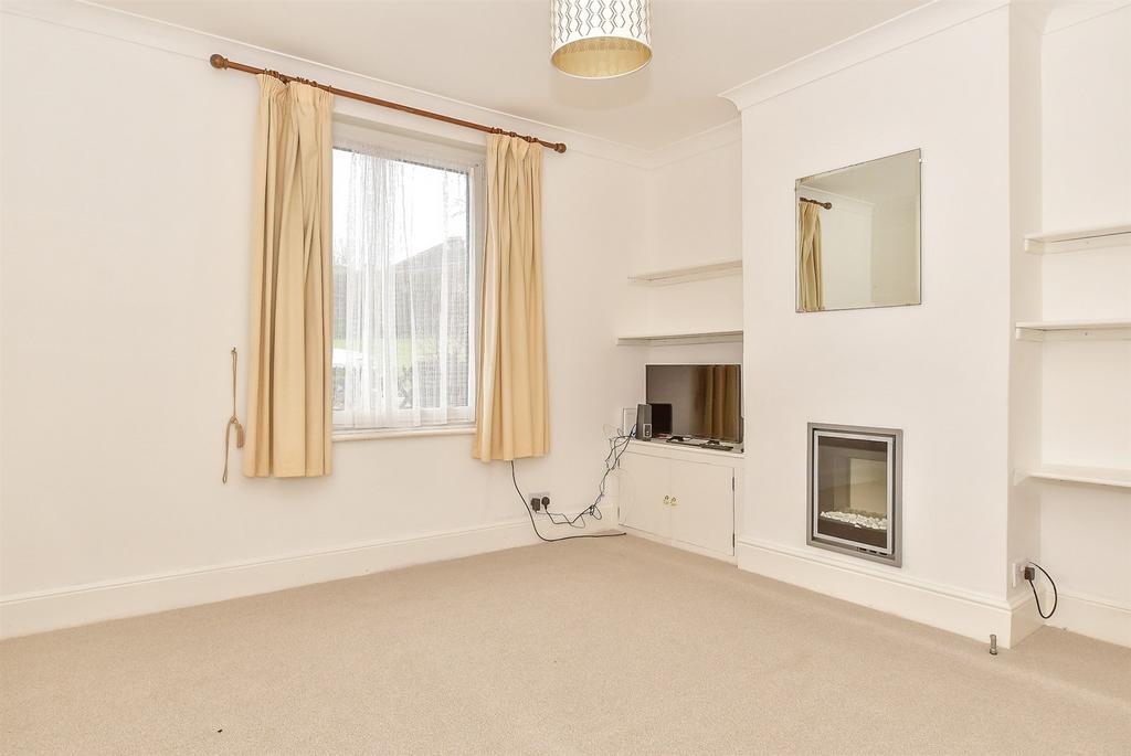 Pembury Grove, Tonbridge, Kent 3 bed semi-detached house for sale - £ ...