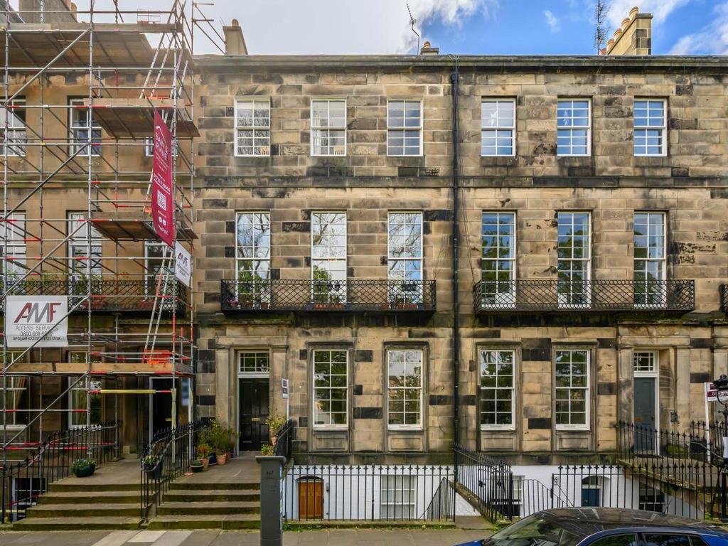 Fettes Row, Edinburgh, Edinburgh 2 bed flat - £1,750 pcm (£404 pw)