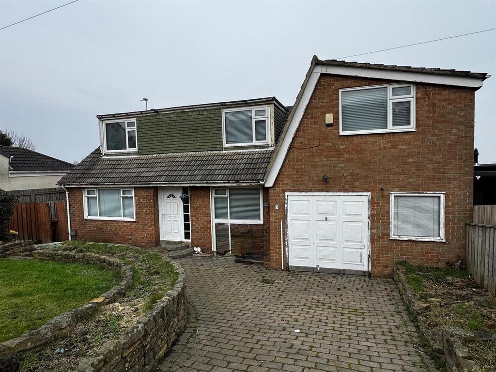 Paddock Lane, Sunderland 4 bed detached house for sale - £180,000