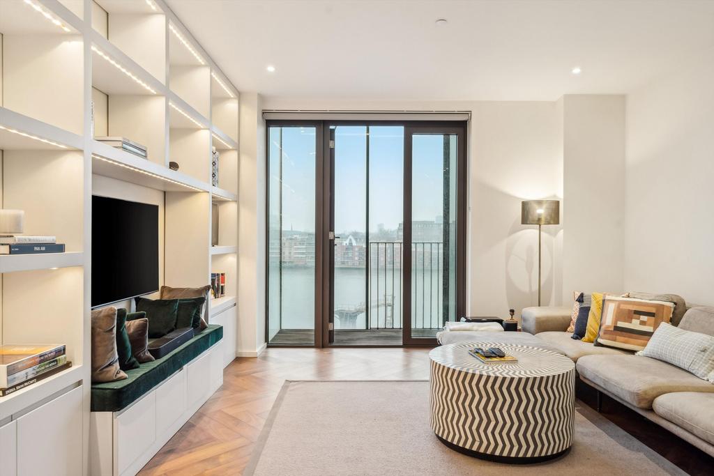 Ambassador Building, London, SW11 1 bed flat - £725,000