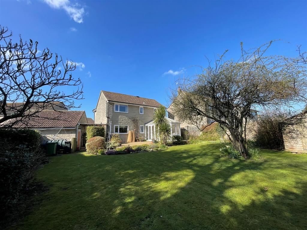 St. Nicholas Close, Henstridge... 4 bed detached house - £445,000