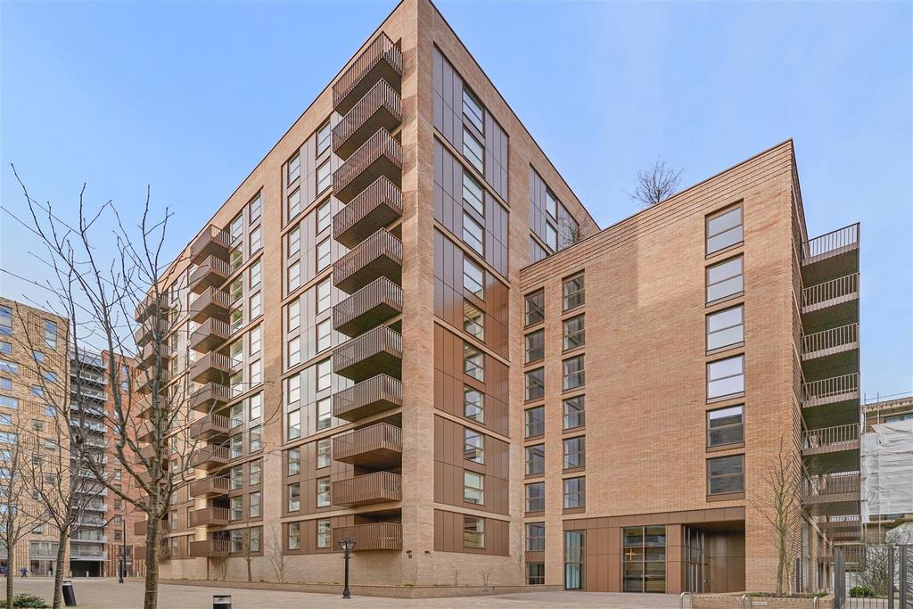 2C Mary Neuner Road, Hornsey N8 2 bed apartment - £2,550 pcm (£588 pw)