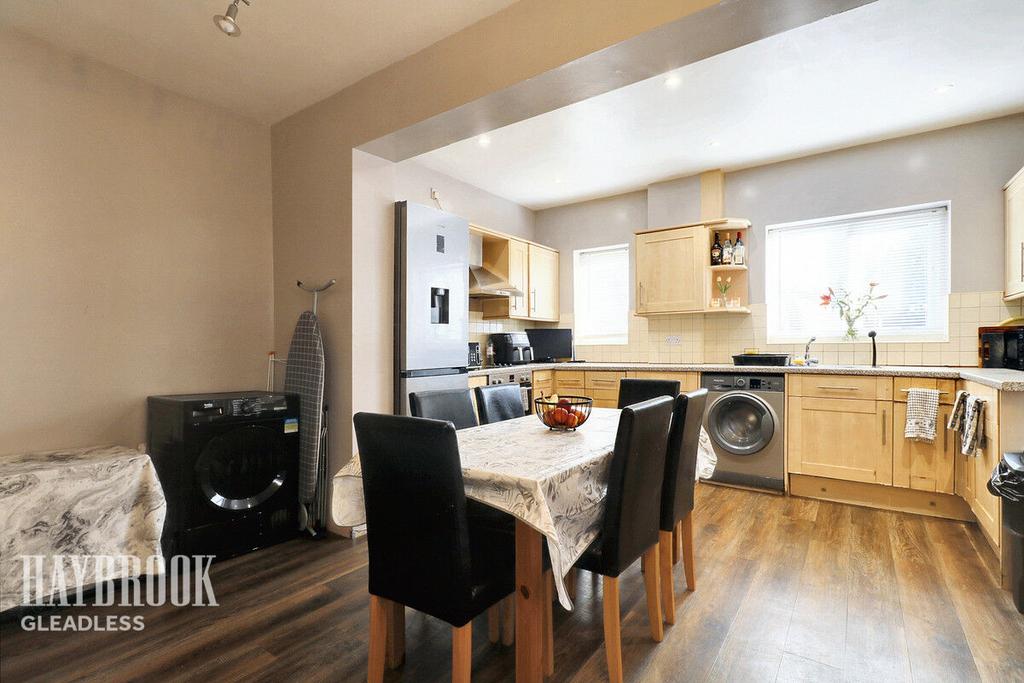 Handsworth Crescent, Sheffield 3 bed semi-detached house for sale - £ ...