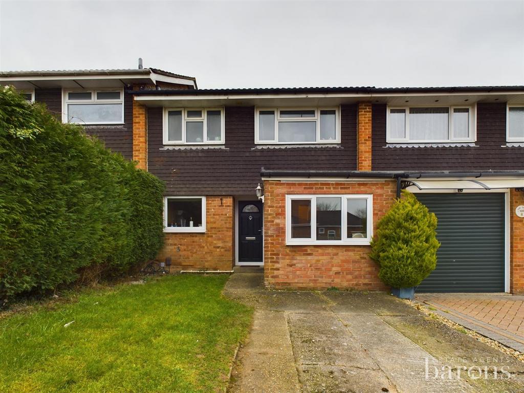 Porter Road, Basingstoke RG22 3 bed terraced house - £350,000