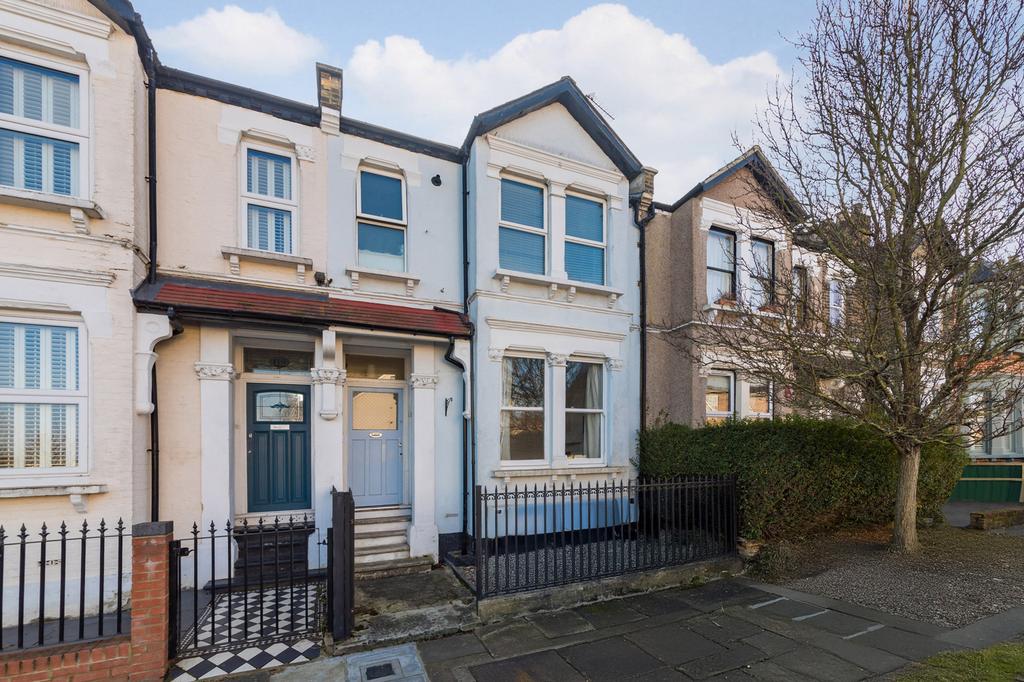 Athenlay Road, London, SE15 2 bed flat for sale - £575,000