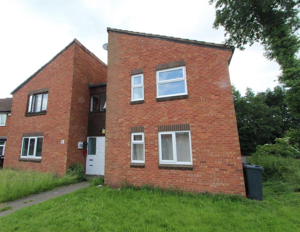 Circuit Close, Willenhall, WV13 Studio - £425 pcm (£98 pw)