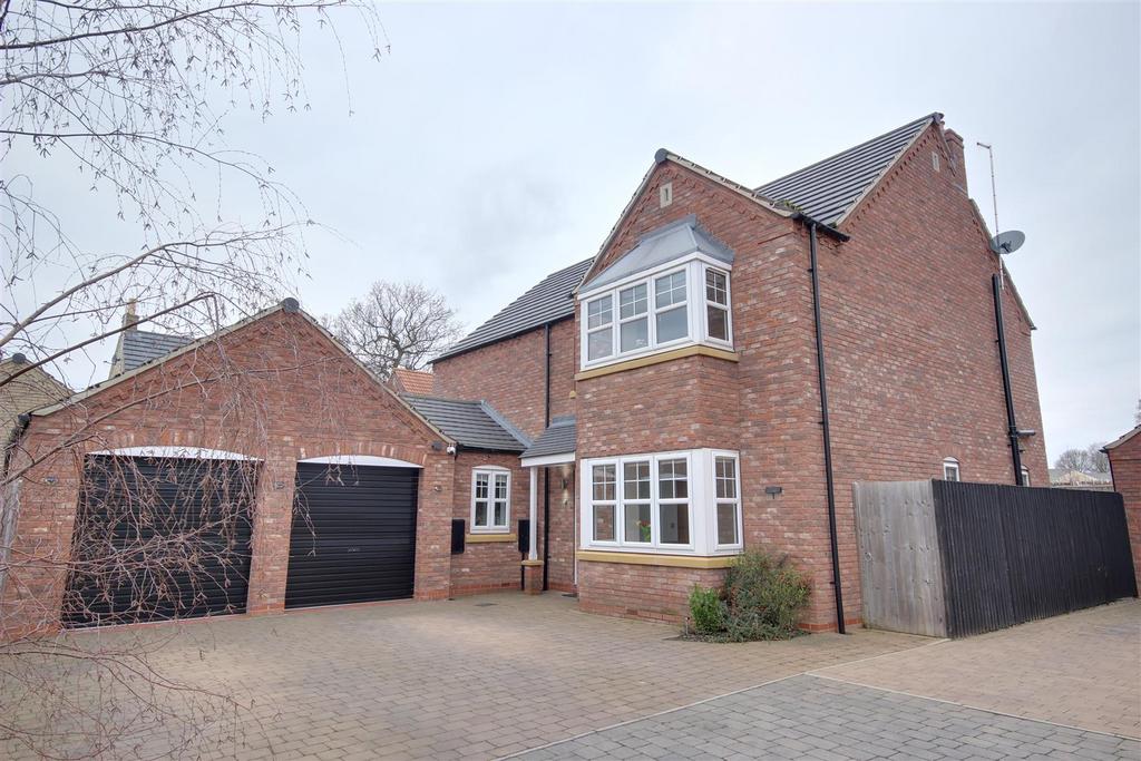 Innes Close, Rosner drive, Hessle 4 bed detached house - £489,950