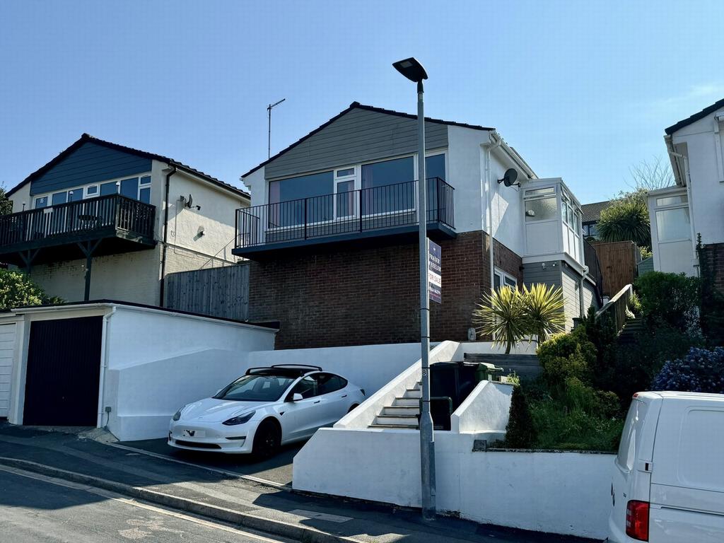 Pellew Way, Teignmouth, TQ14 2 bed detached house - £300,000