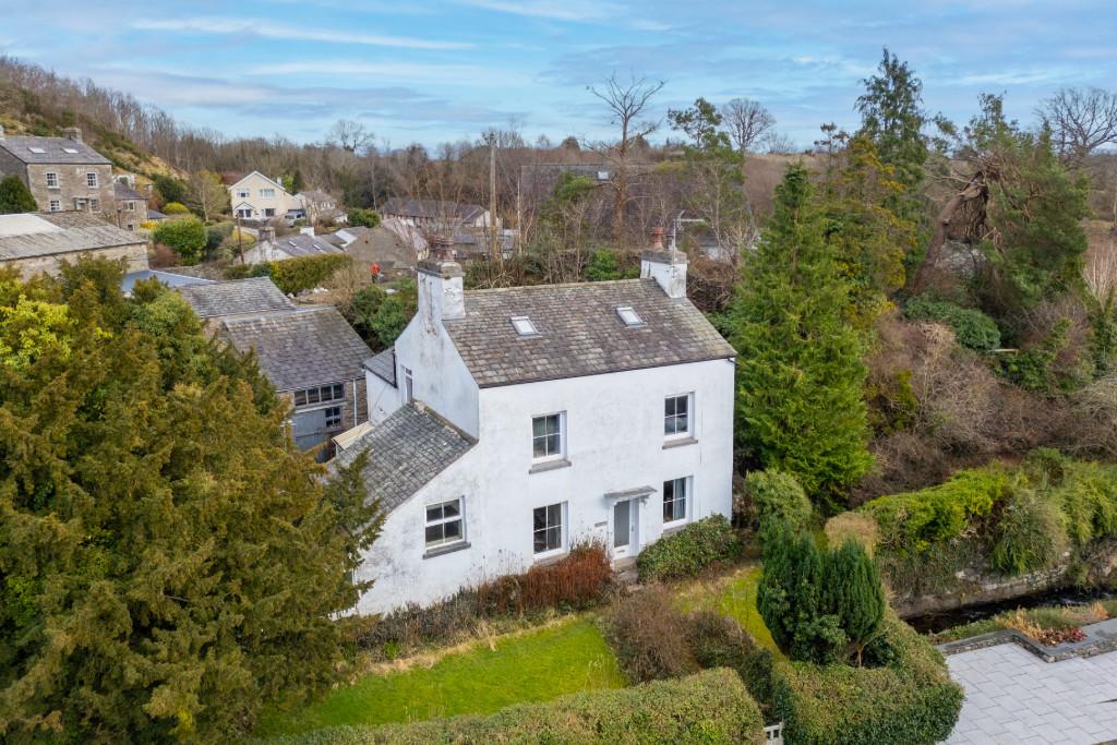 Hill Brook, Lindale, Grange over... 3 bed detached house - £330,000