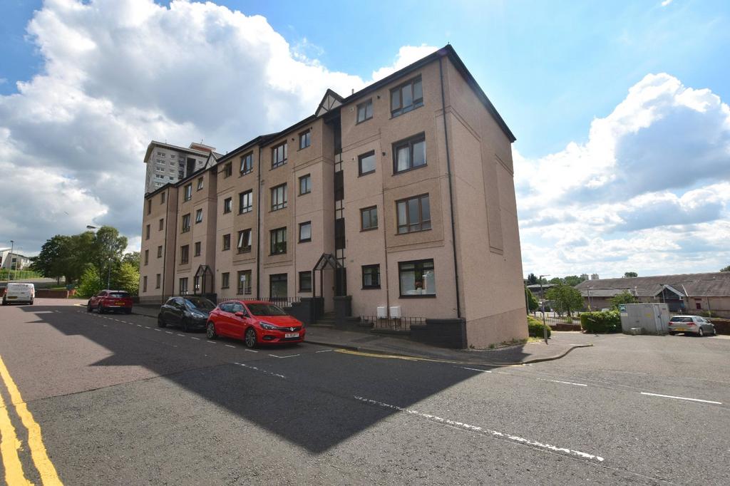 Muiryhall Street, Coatbridge ML5 2 bed flat - £750 pcm (£173 pw)