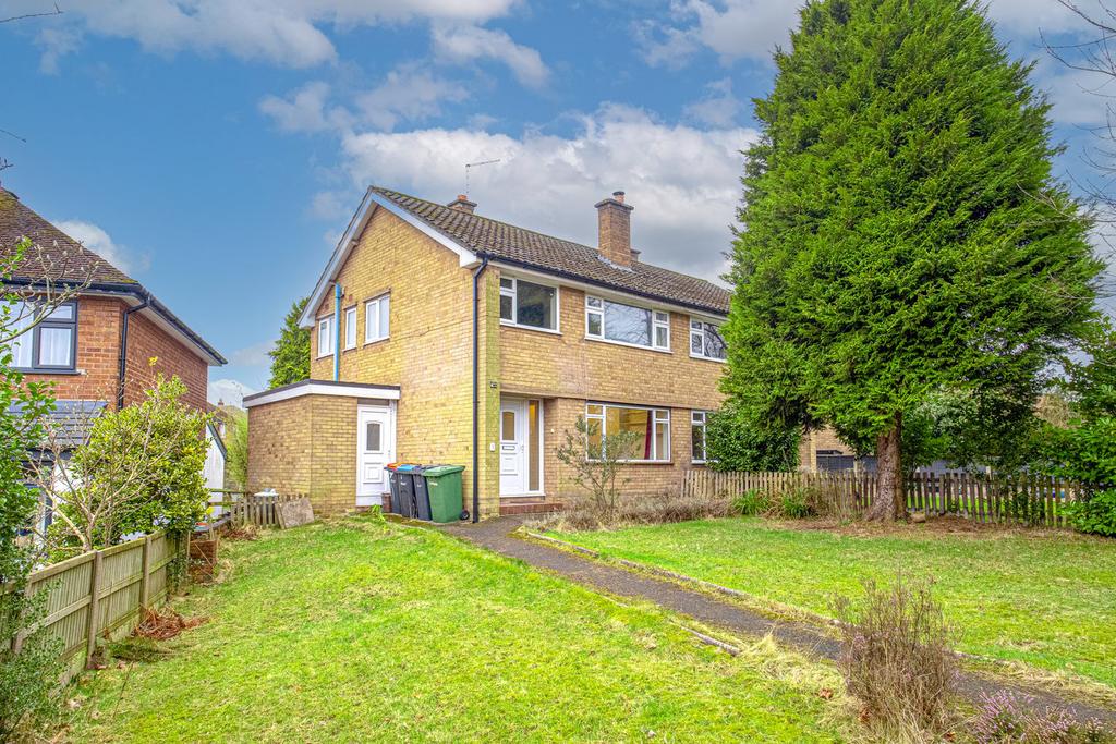 The Green, Hartford, Northwich, CW8 3 bed semi-detached house for sale ...