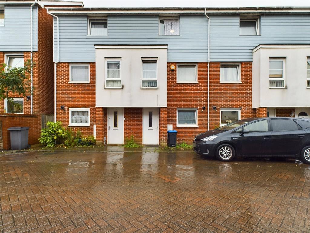 Wraysbury Drive, Yiewsley, West... 4 bed end of terrace house - £535,000