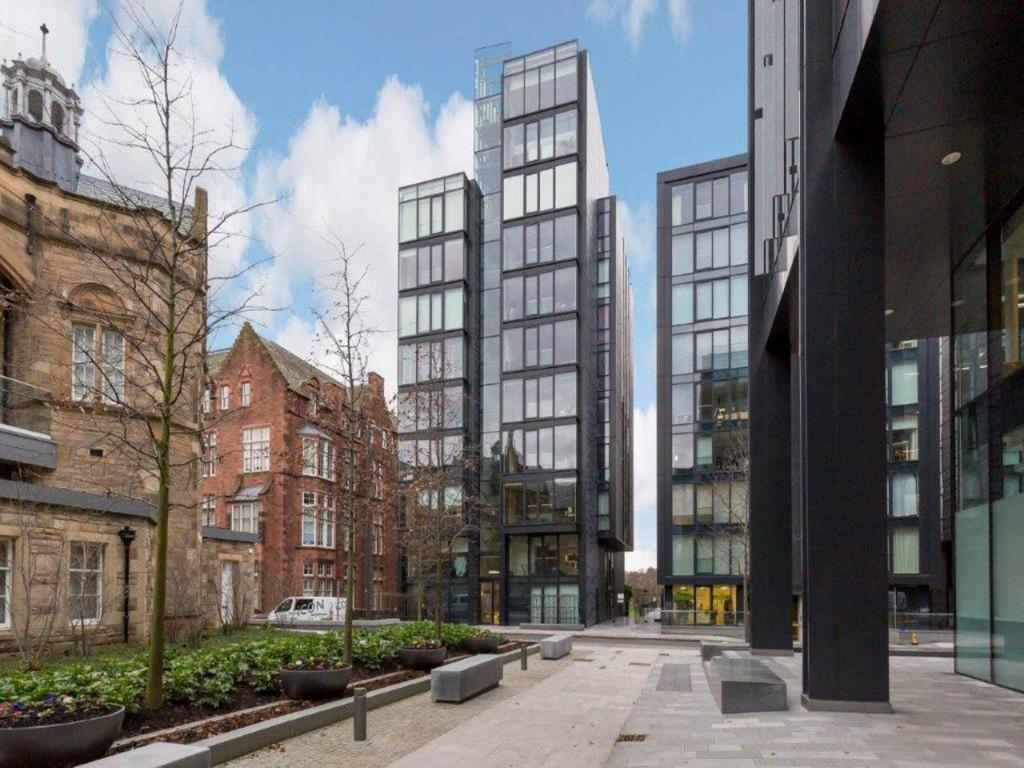 Simpson Loan, Quatermile, Edinburgh 1 bed flat - £1,600 pcm (£369 pw)