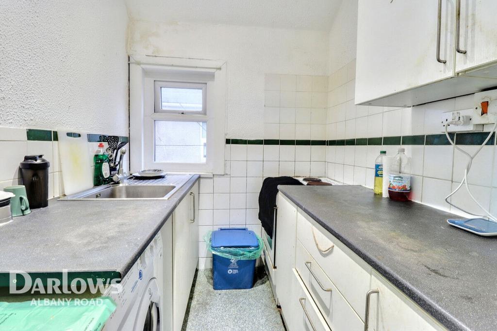Connaught Road, Cardiff 1 bed apartment for sale - £70,000