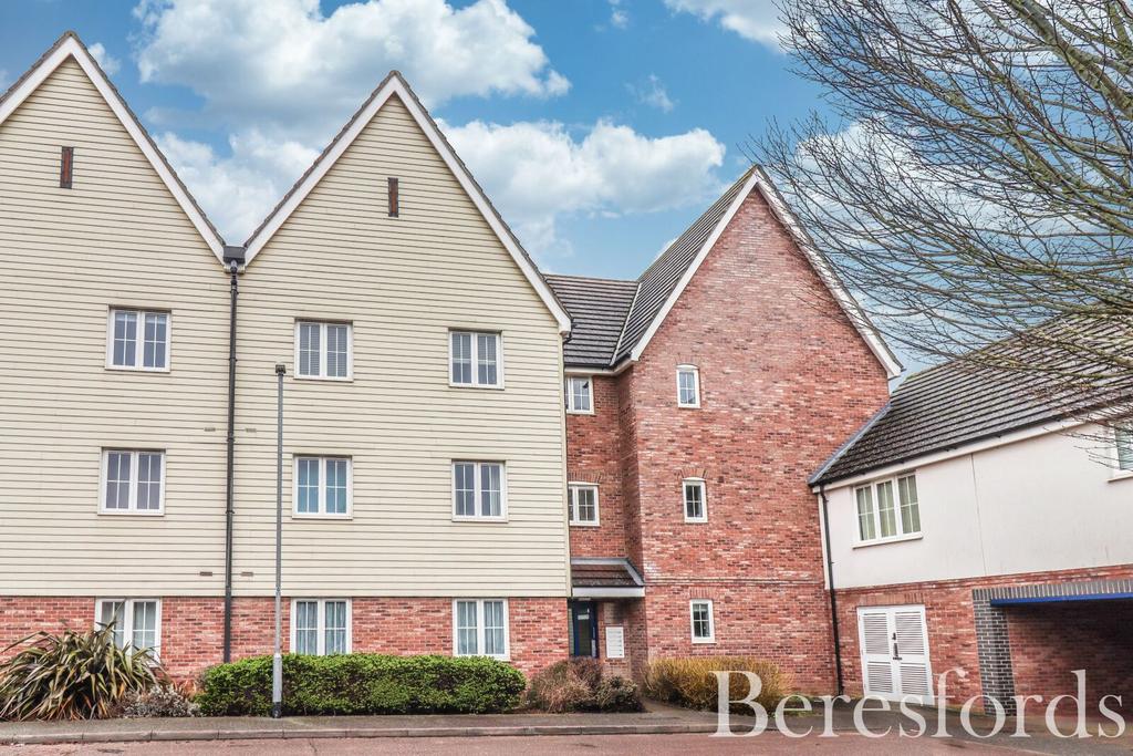 Mortymer Close, Little Canfield, CM6 2 bed apartment - £90,000