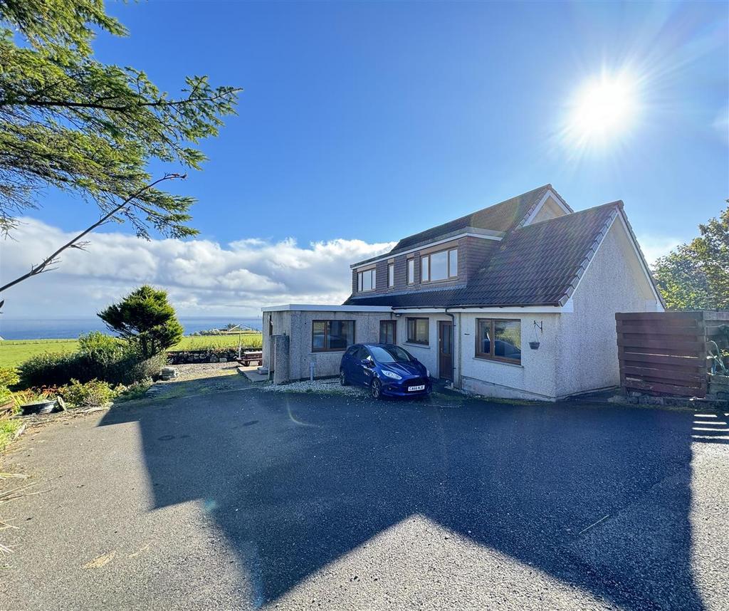 Craigie House, Midclyth, Lybster 4 bed detached house for sale - £285,000