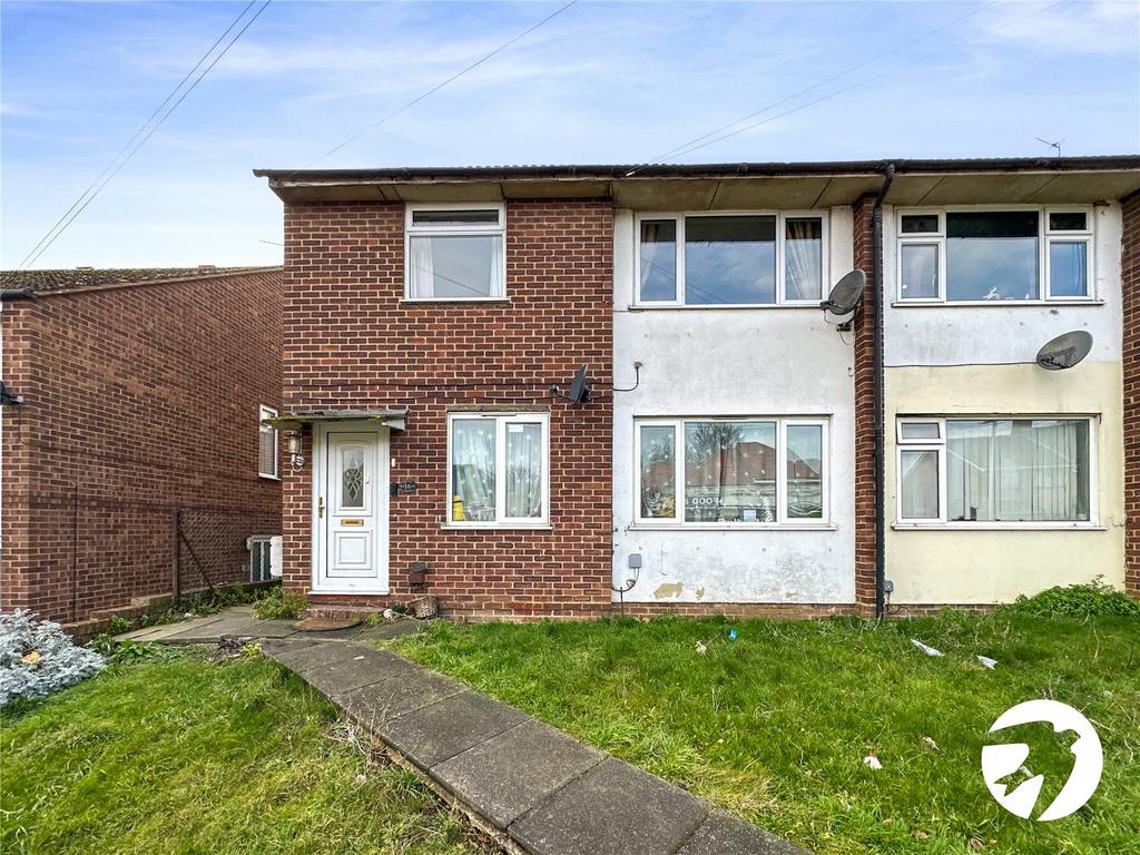 Elaine Avenue, Rochester, Kent, ME2 2 bed end of terrace house - £100,000