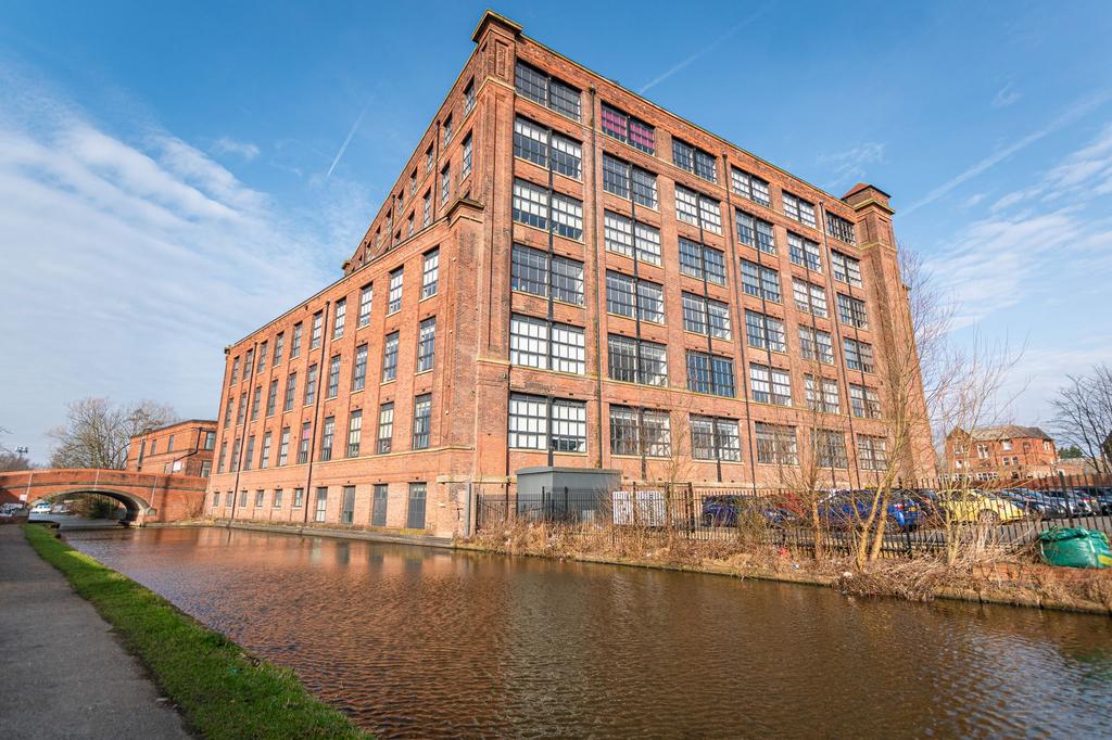 Mather Lane, Leigh WN7 2 bed apartment for sale - £165,000