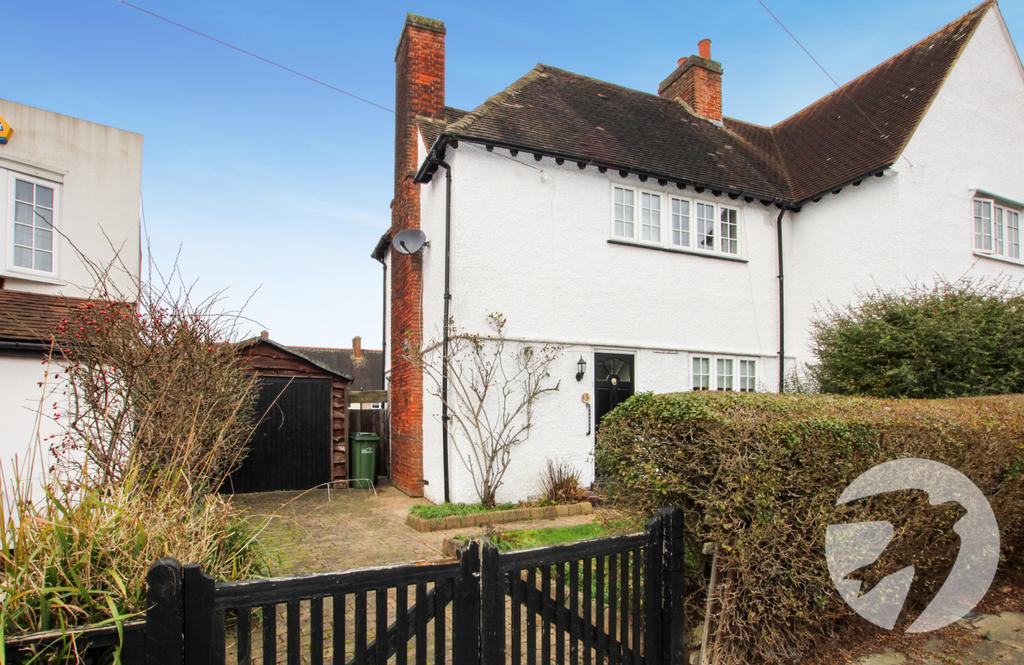 Martin Bowes Road, London, SE9 2 bed semi-detached house for sale - £ ...
