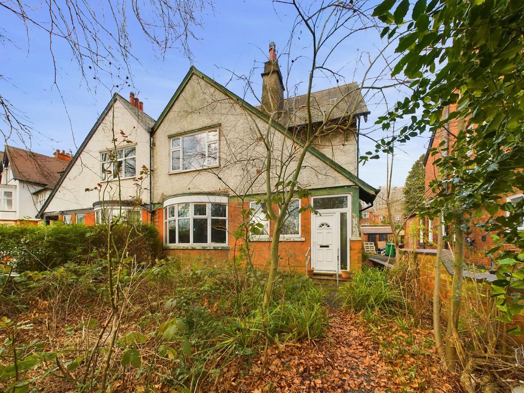 Mapperley Hall Drive, Nottingham NG3 5 bed semi-detached house for sale ...