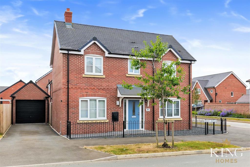 Bailey Avenue, Meon Vale... 4 bed detached house - £425,000