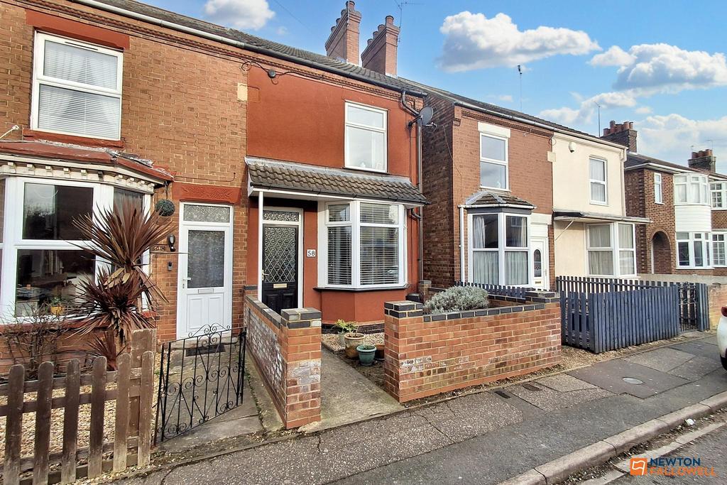 Churchfield Road, Walton... 3 bed semi-detached house for sale - £200,000