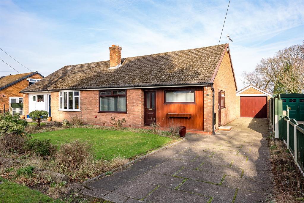 Stage Lane, Lymm WA13 2 bed house for sale - £330,000