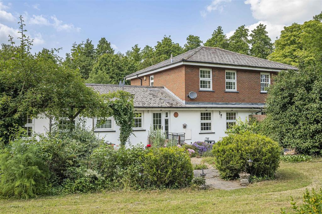 Fowlmere Road, Shepreth SG8 3 bed semi-detached house - £750,000