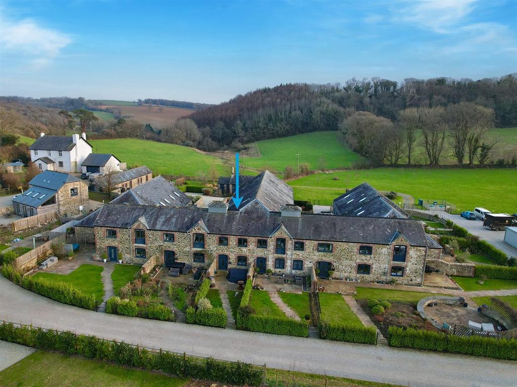 Hareston Farm Barns, Plymouth PL8 2 bed barn conversion for sale - £575,000